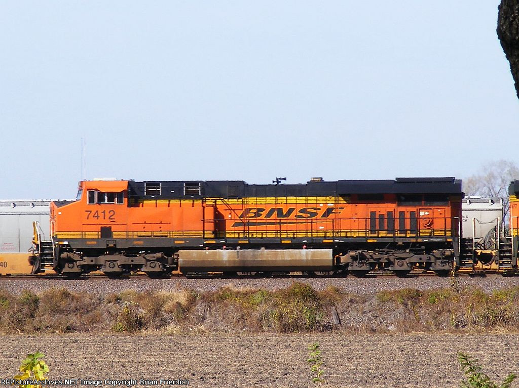 BNSF 7412